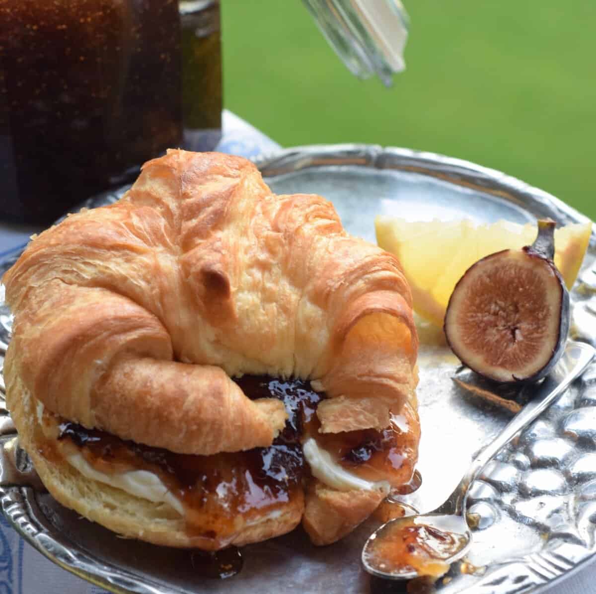 Easy Fig and Lemon Preserves - Grits and Gouda