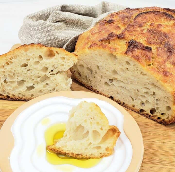 Dutch Oven Artisan Bread No Knead Grits And Gouda