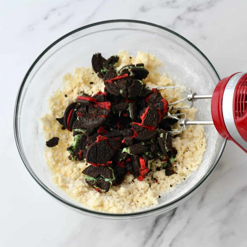 Cookies and Cream Shortbread Cookies - Grits and Gouda
