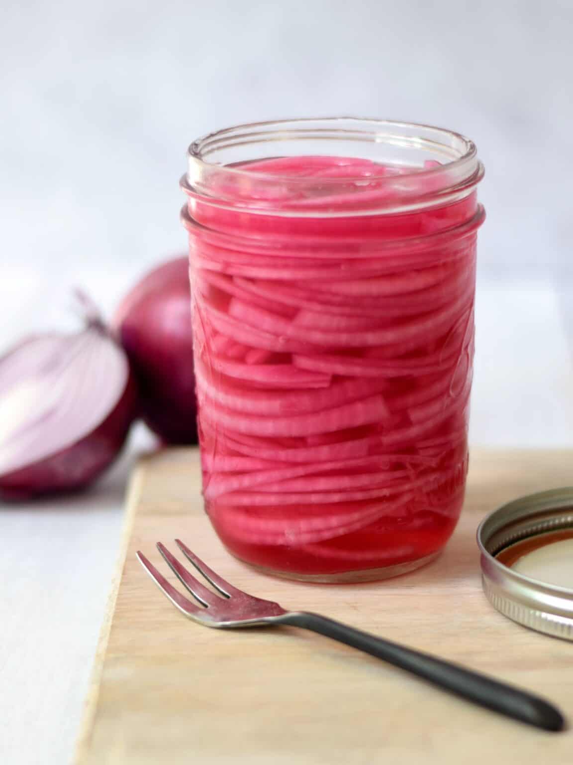 Quick Pickled Red Onions (No Cook) - Grits and Gouda