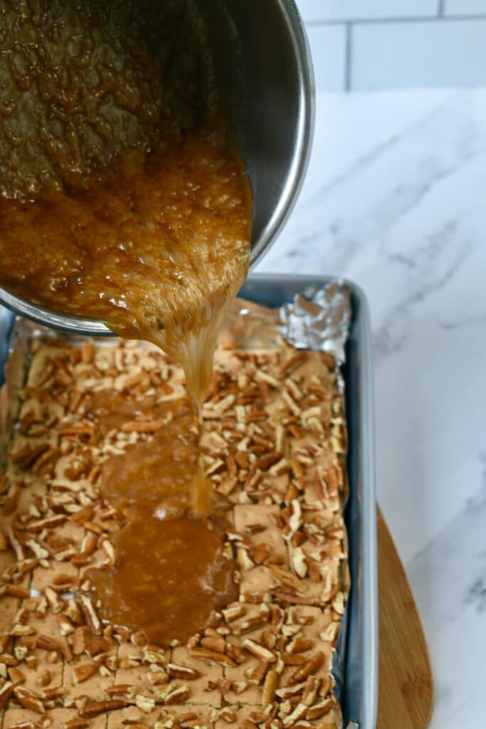 Pecan Pie Bark (Graham Cracker Toffee) - Grits and Gouda