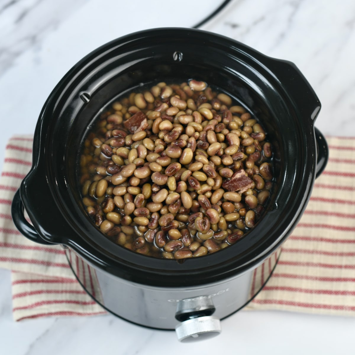 How to Cook Purple Hull Peas (Stove, Slow Cooker, Instant Pot) - Grits ...