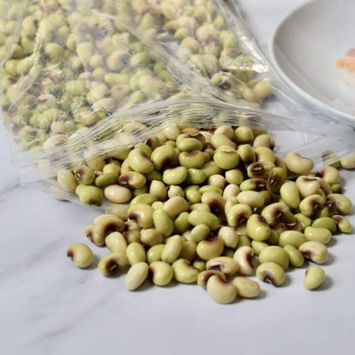 How to Cook Purple Hull Peas (Stove, Slow Cooker, Instant Pot) - Grits ...