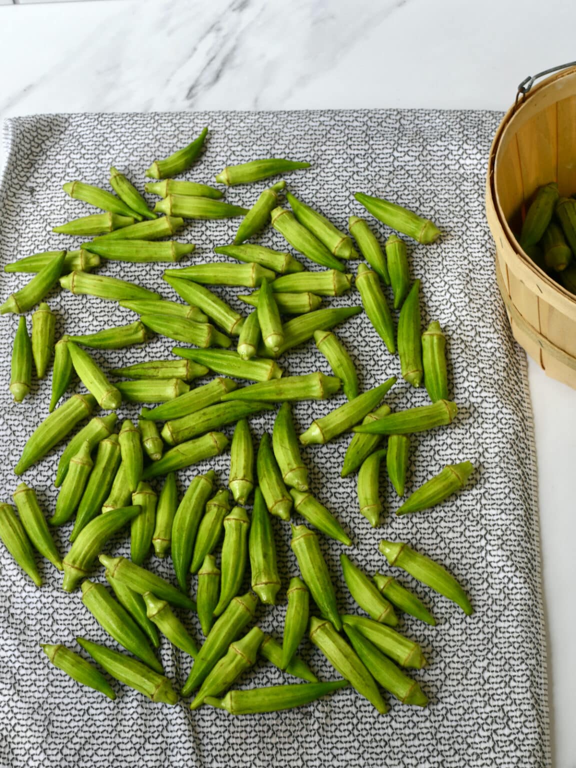 Easy Crisp Pickled Okra - Grits and Gouda
