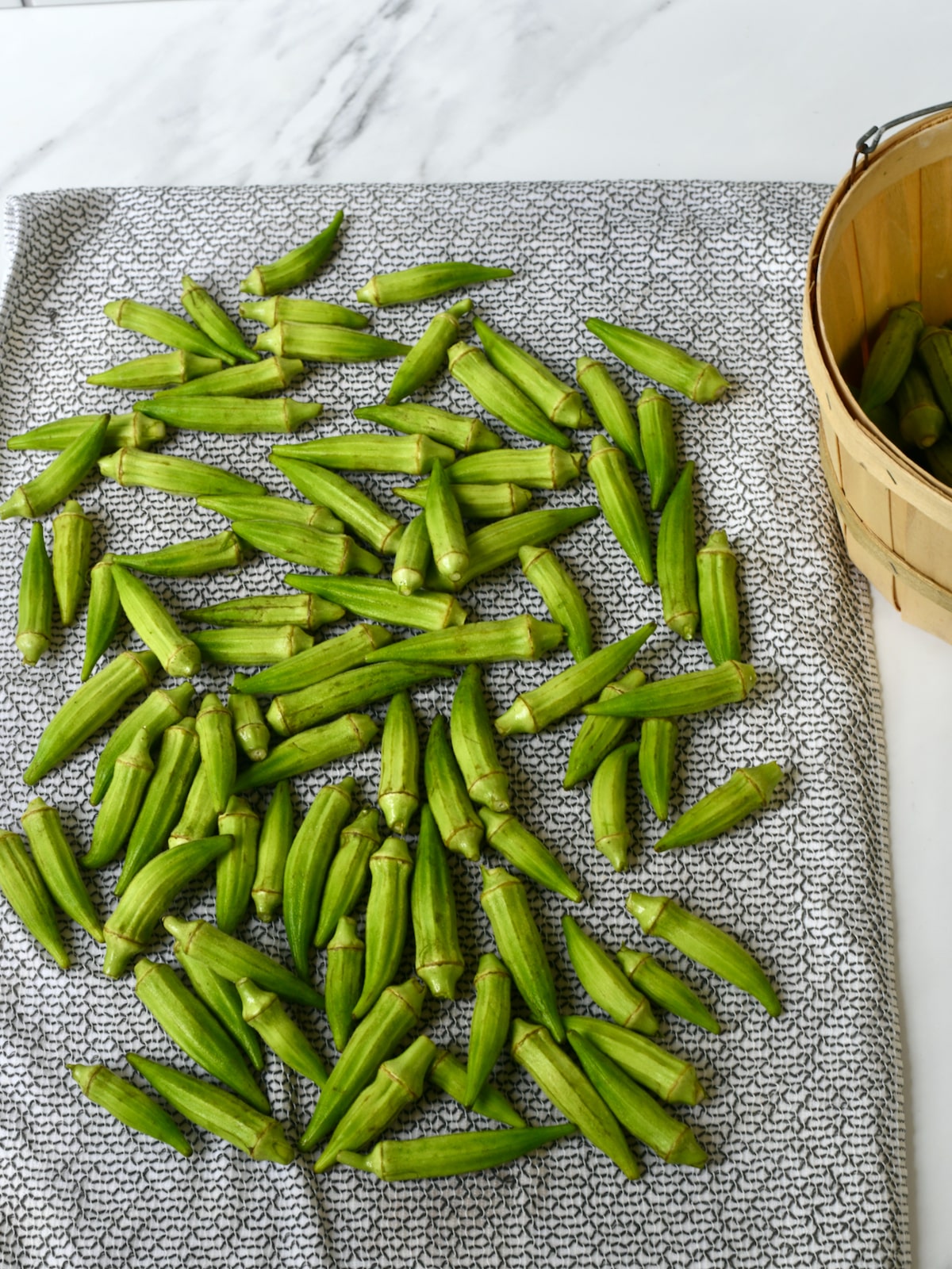 Easy Crisp Pickled Okra - Grits and Gouda