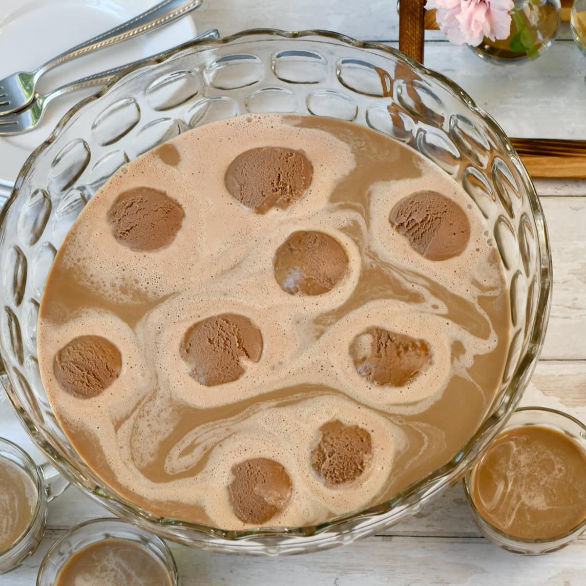 Easy Coffee Punch - Grits and Gouda